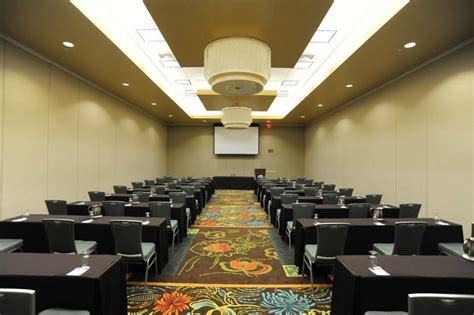 Classroom Style Meeting Room Setup
