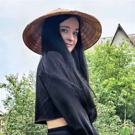 Нина Степаненко Ninastepanenko On Threads