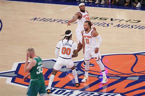 Nba Knicks Ride Huge 2nd Quarter To Win Over Celtics