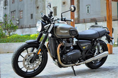 Triumph Street Twin 2022