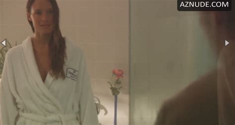 CFNM SHOWER Video ThisVid Com CFNM SHOWER Video ThisVid Com