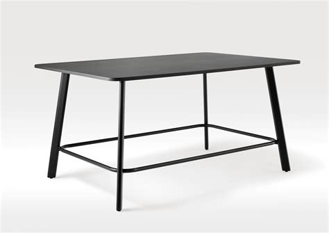 Rosie Table Good Design