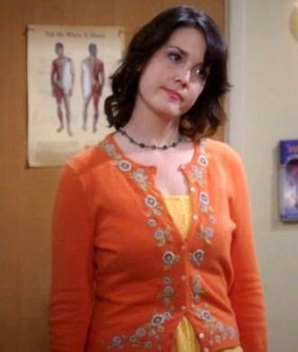 Melanie Lynskey As Rose Sitcoms Online Photo Galleries