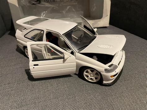 Ford Escort Coswort Ut Models 1 18 Aukro