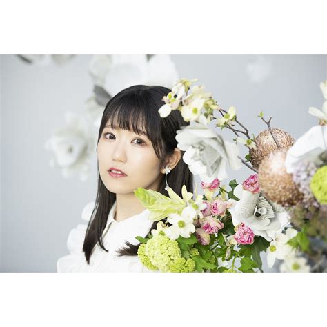 東山奈央、6月8日発売ダブルタイアップシングル収録シークレット曲の詳細が解禁！tk（凛として時雨）×gigaコラボレーションによる楽曲「de Messiah」を収録！ 画像一覧（68