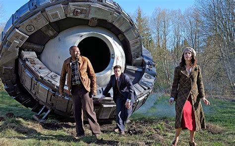 Timeless Nbc Explains The Shows Approach To History