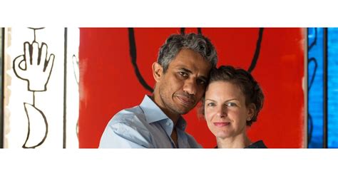 Les Entrepreneurs Et Philanthropes Basit Igtet And Sara Bronfman