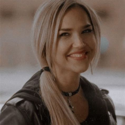 Lexi Branson Vampire Diaries Arielle Kebbel Vampire Diaries Guys