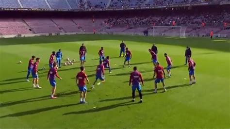 Fc Barcelona ¡espectacular Rondo Del Barça Ante La Mirada De La