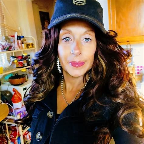 Brigid Matthews Brigidmatthews18 • Threads Say More