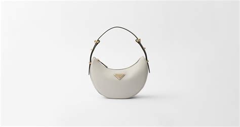 Prada Thailand Official เสื้อผ้าและแอกเซสซอรี Prada