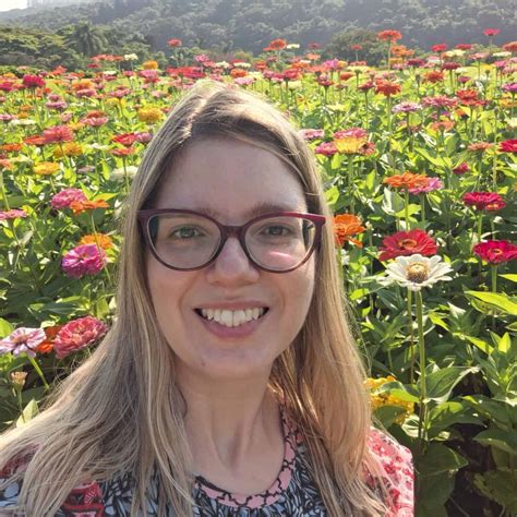 Mariana Simon Escola Da Aura