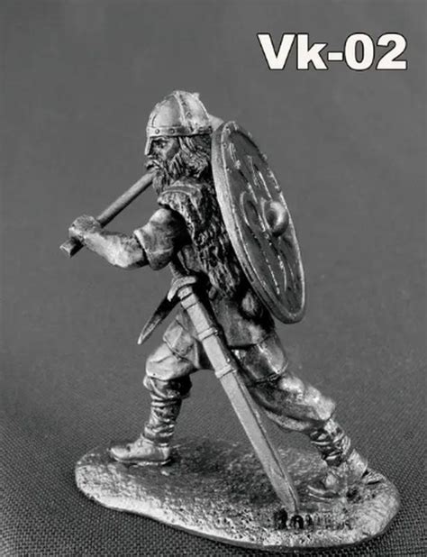 Сувенір фігурка статуетка метал сплав олово воєн вікінг — ціна 599 грн у каталозі Статуетки