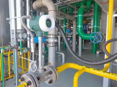 L Shape Vortex Flow Meter For Measuring Natural Gas Liquid And Steam