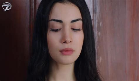 Emir Reyhana Para Veriyor Izle7