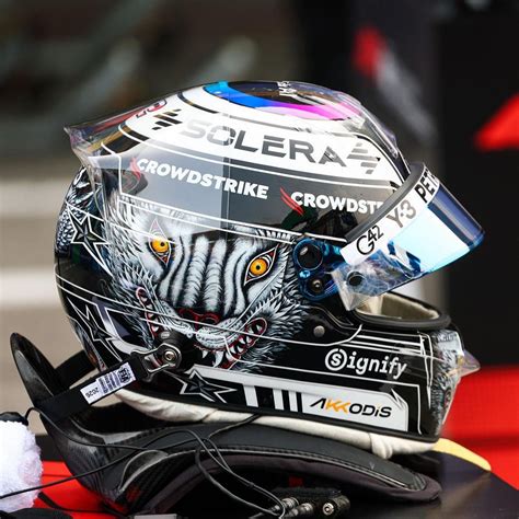Spark Andrea Kimi Antonelli Mercedes Helmet 2026 Japanese Grand Prix 15