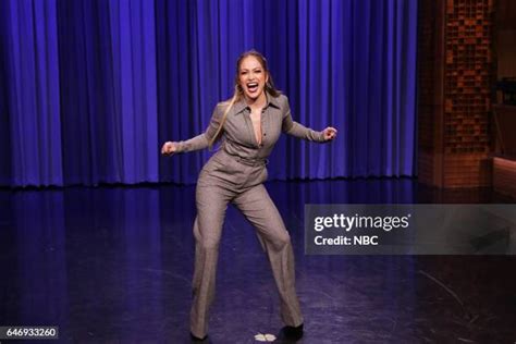 Jennifer Lopez Dance Photos And Premium High Res Pictures Getty Images