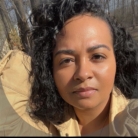 The Tea That Balances Hormones Can Be Made Into A Mocktail Has