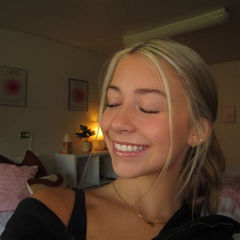 Briannahs Amazon Page