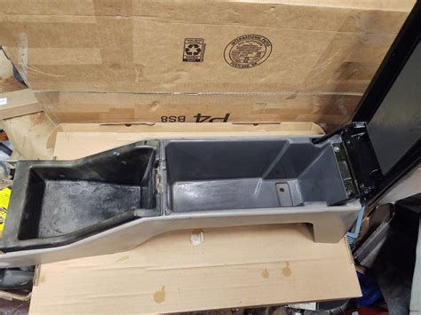 1984 1985 1986 1987 1988 Toyota Pickup 4runner Center Console Grey Used
