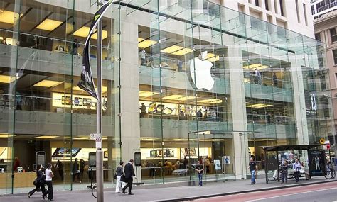 Apple Explores India For Iphone Chip Assembly As Manufacturing Push