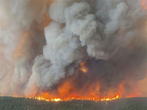 Wildfire Updates Air Quality In Calgary To Worsen Fire Ban Issued