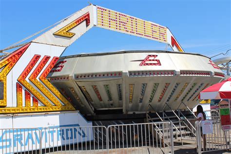 Gravitron - Keansburg Amusement Park & Runaway Rapids Waterpark