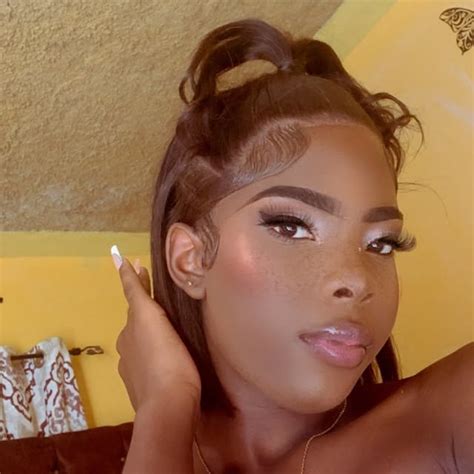 🖤 Brebre03 On Threads