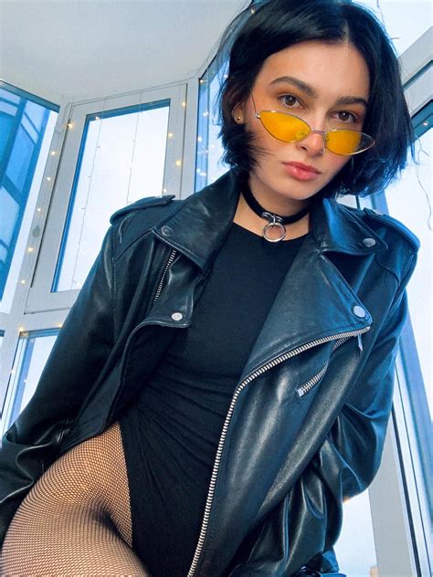 1 arrow ⬆️ = 2 🐱 videos (yes I actually send)💓🤤 : r/FupaLuv