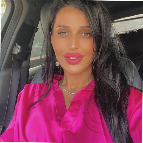 Daniela Alexandra Vasile Administrative Assistant Sc Farmaulm Srl