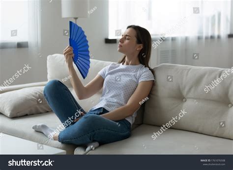 Categoría Hot Girls Without Clothes On De Fotos E Imágenes Shutterstock