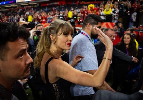 Taylor Swift Could Make It To Chiefs Super Bowl Victory Parade