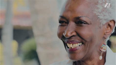 [beyond Success] Du Palais à La Télé La Princesse Esther Kamatari Du Burundi Se Raconte