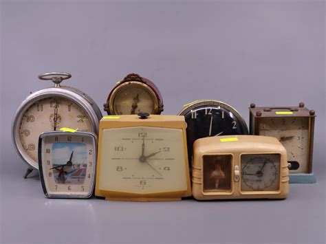 Lot Lot Of Desk Bedside Clocks Inc German Ussr