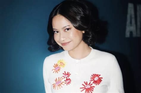 Hanggini Bintangi Film Kembang Api Intip Karakter Yang Diperankan Parapuan