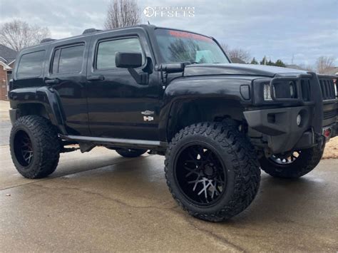 2007 Hummer H3 With 20x12 51 Toxic Punisher And 35125r20 Atturo