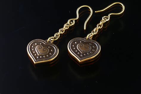 Kalevala Pronssi Oulun Panttilainakonttori Oy