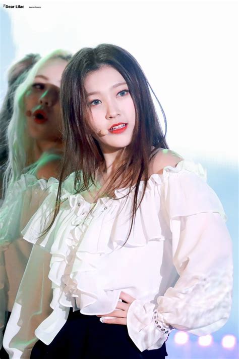 Pin By Venus Planet On Loona Kpop Ult Women Fashion Womens Top