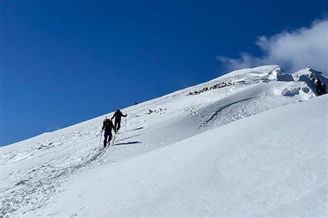 Планинска екскурзия с изкачване на Полежан и Безбог