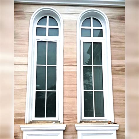 Jendela Jungkit Griya Jaya Sentosa