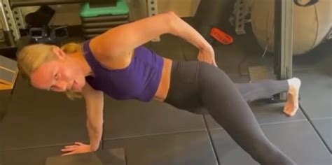 Watch Brie Larson Crush Her One Arm Push Up Workout