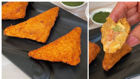 Crispy Creamy Triangles Crispy Cheesy Bread Triangles Easy Snacks