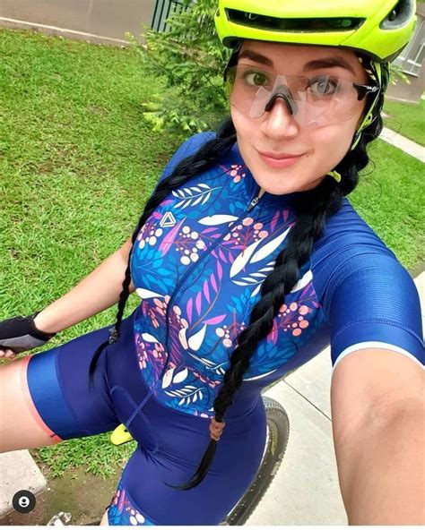 Pin De Rod En Items Another Choice Ciclista Mujer Chicas Ciclistas