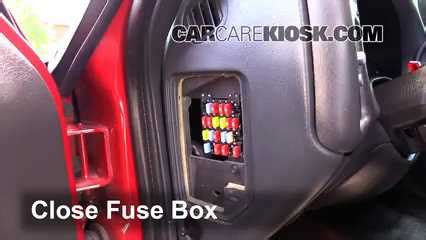 Understanding The Fuse Box Layout In A 350z Interior