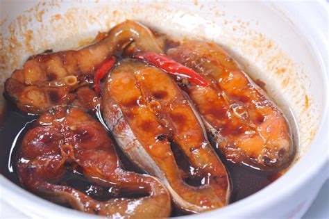Hướng Dẫn Cách Nấu Cá Basa Kho Tộ Ngon Đậm Đà Hương Vị