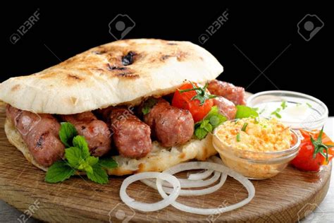 Ćevapi U Lepinji Vjencanja