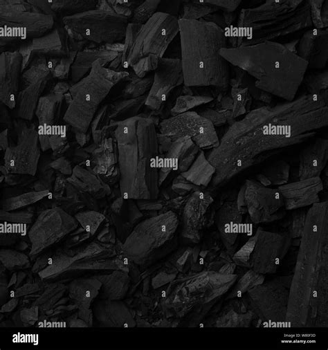 Black charcoal background for preparing grill food Stock Photo - Alamy