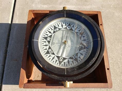 Ships Compass Gimballed With Wood Storage Box Vintage Baker Compass Company Ebay
