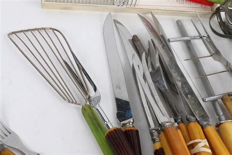 Assorted Bakelite Utensil And Kitchen Tools Ebth Assorted Bakelite Utensil And Kitchen Tools Ebth