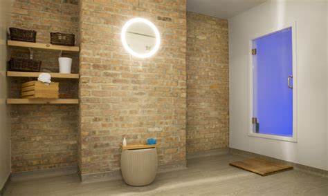 Float Sixty Healthcare Snapshots